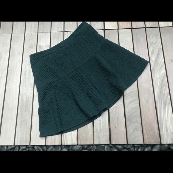 LOFT | Skirts | Loft Everest Green Quilted Aline Zip Up Mini Skirt ...